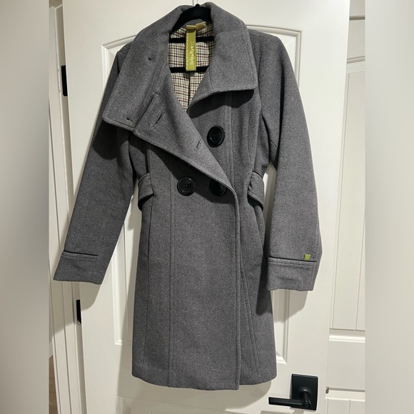 Soia & Kyo | Jackets & Coats | Soia Kyo Wool Long Grey Lines Coat ...